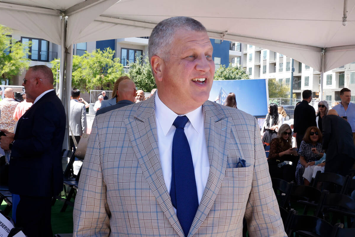 El Cortez owner plans changes at historic Fremont Street property ...