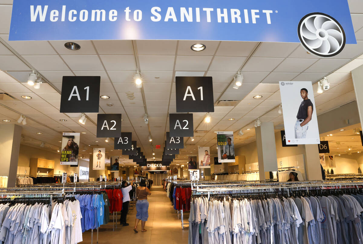 Primm outlet mall south of Las Vegas has only one store left | Business