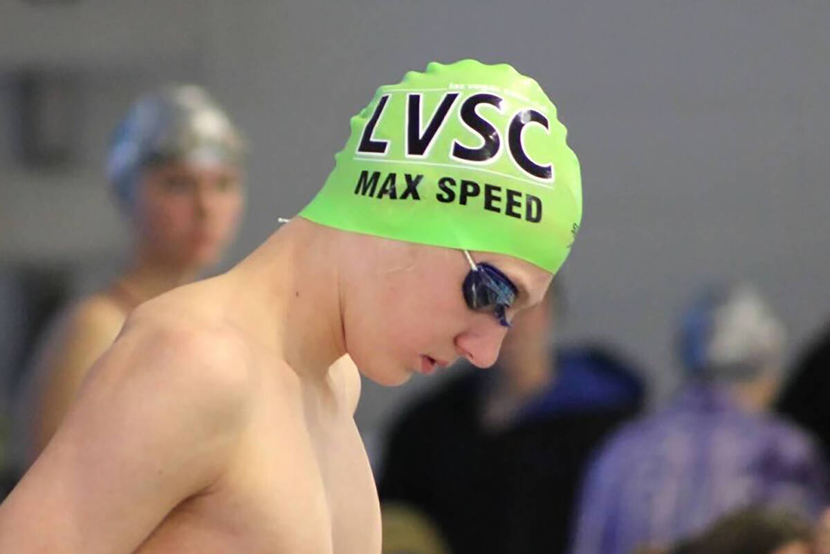 Swimming provides an array of mental health benefits | Live Well