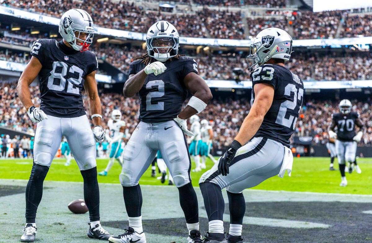 Las Vegas Raiders Down Miami Dolphins Behind Ashton Jeantys Standout
